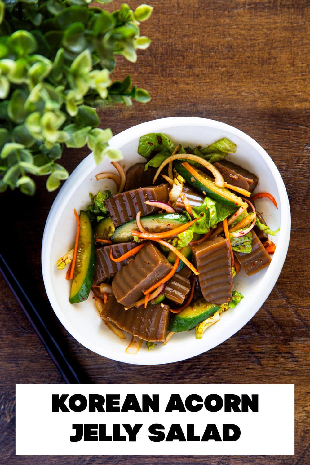 Korean Acorn Jelly (Dotorimuk Muchim) - My Korean Kitchen
