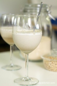 Misugaru Latte (Korean Multigrain Shakes) - My Korean Kitchen