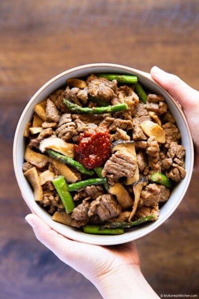 Korean BBQ Pork Bowl - My Korean Kitchen