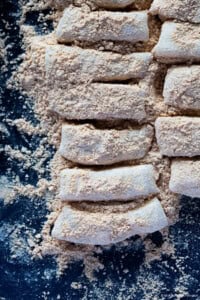 Injeolmi Recipe (Korean Rice Cake with Soybean Powder) - My Korean Kitchen